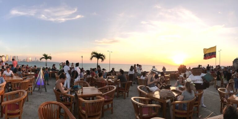 Best Rooftop Bars | Watch Sunset in Cartagena | Hola